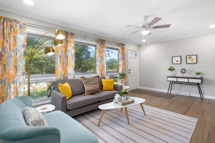 Comfy Long-term Home | 1k/2q Bed | Fenced Yard - Greensboro, NC