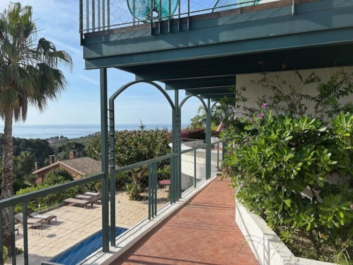 Mini Studio Dans Villa Avec Vue (1) - Casteldefels
