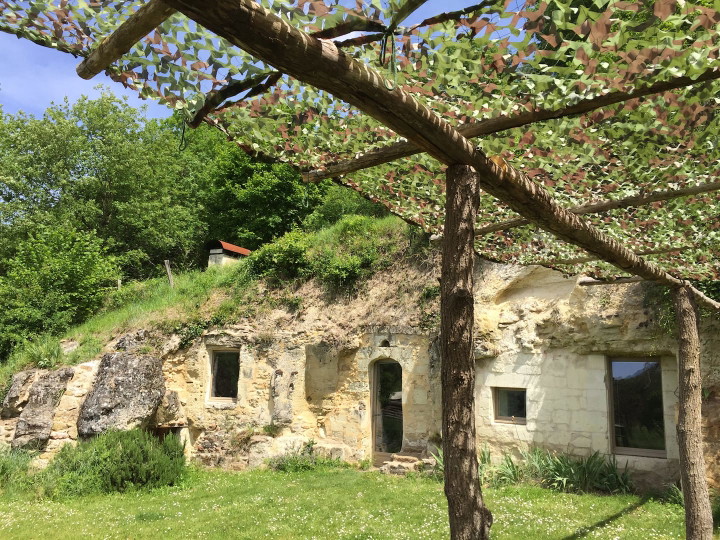 Dormir En Troglo  Au Cœur De La Nature - Maine-et-Loire