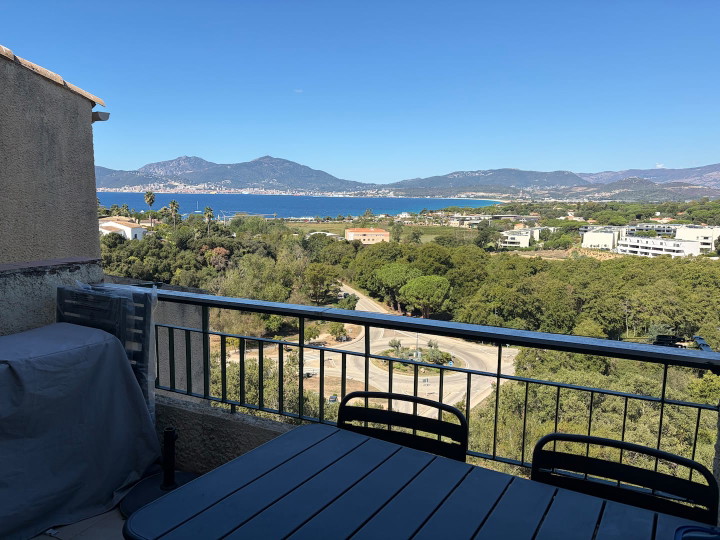 Appartement 6 Personnes Vue Mer - Ajaccio