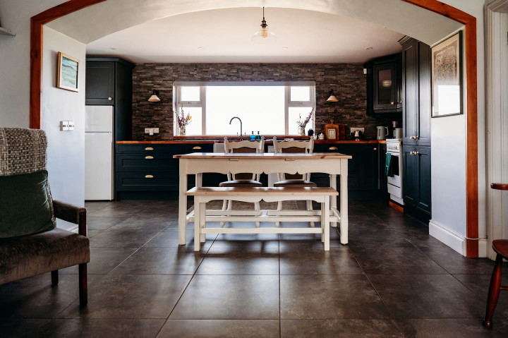 Rural Cottage Near Golf, Beaches And Villages - Clare County