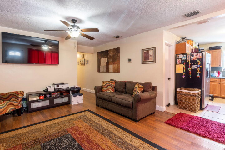 Blue Room East Boca (Fall Special) - Delray Beach, FL