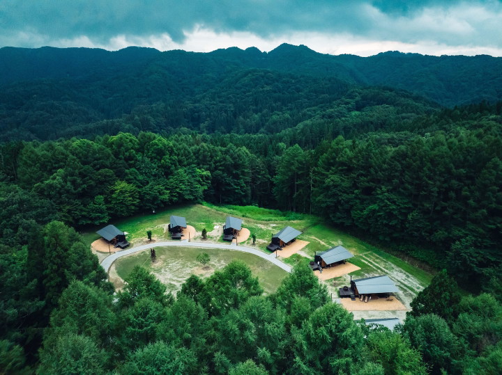 ペットと泊まれる貸切薪サウナ付きトレーラーハウス Earthboat Hakuba - Hakuba
