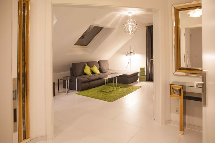 Modernes 2zkb Apartment Möbliert, In Ingolstadt - Ingolstadt