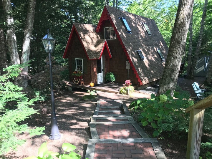 Little Pine Lodge In The White Mountains - New Hampshire