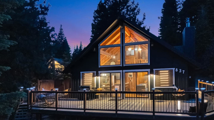 Modern A-frame~hottub Saunafirepitlake Access - Chester, CA