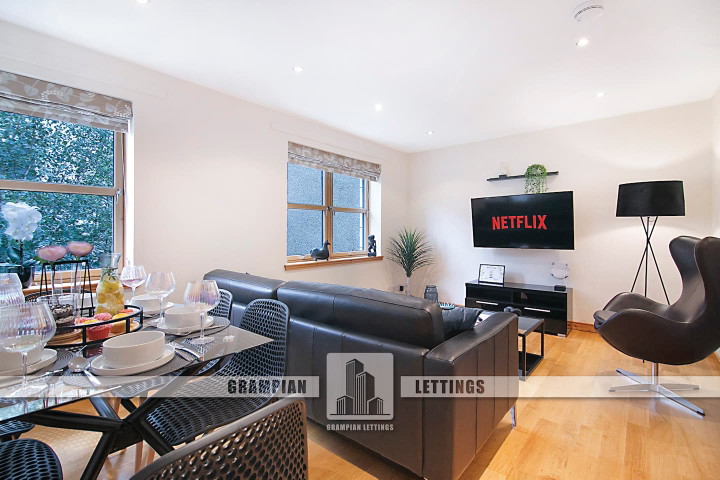 Willowbank Road Apartments - Pets & Two Parkings - Aberdeen