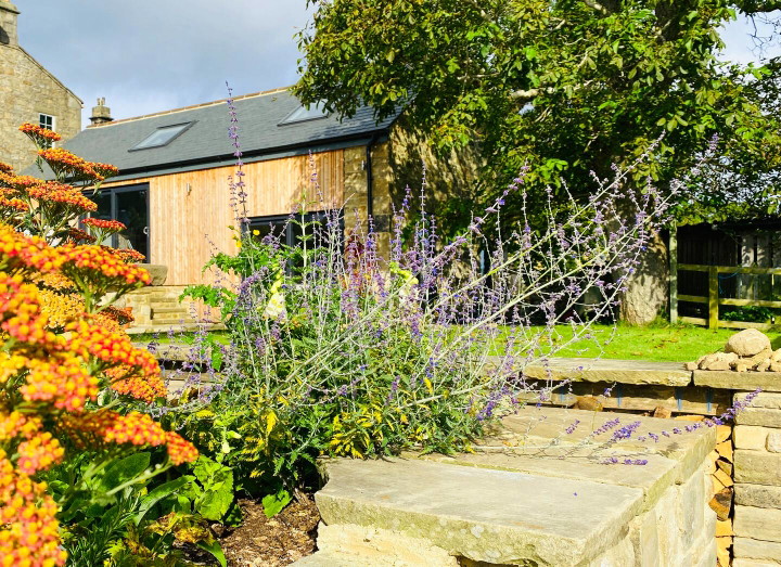Stylish Cottage With Large Garden & Stunning View - Corbridge