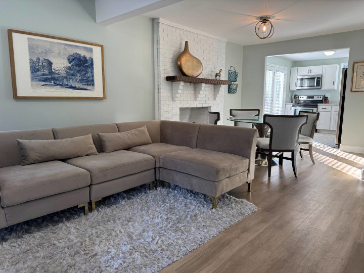 Cozy 2bd/2ba Bungalow <5 Min From Hpu & Hp Market - High Point, NC