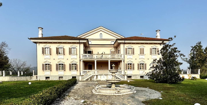 Bilocale Grande Silenzioso - Barolo