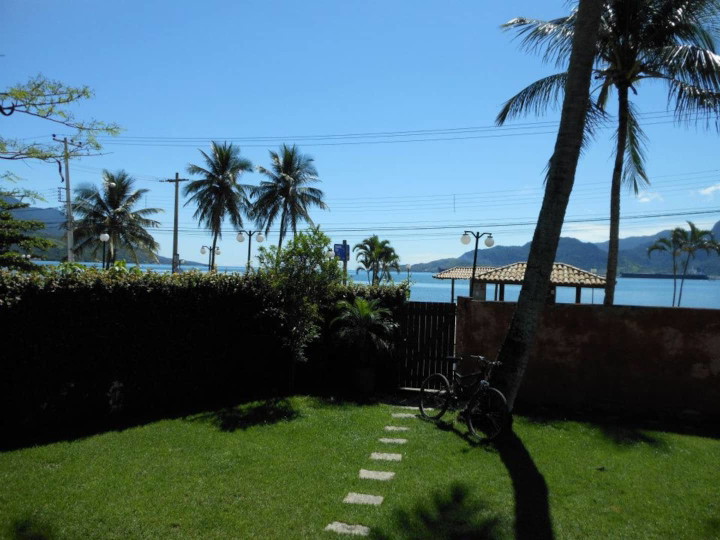 Casa Vermelha Em Ilhabela Frente Mar - Ilhabela