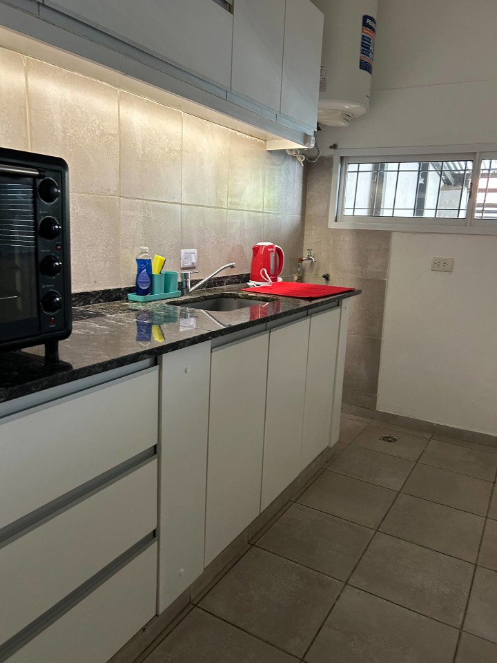 Warm And Spacious Apartment, In Downtown Area. - Villa Mercedes