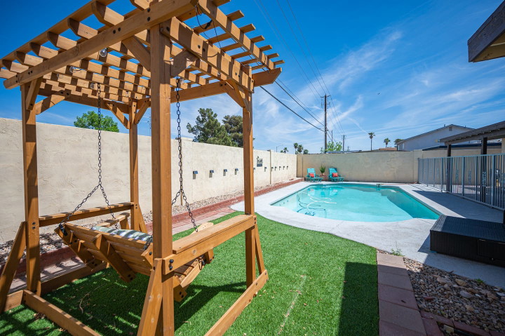 3br Pool House Themed Rooms Fast Wi-fi Pool Table - Las Vegas Strip, NV