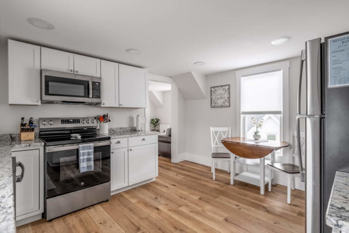 Modern Downtown Vibes | Near Hospital And Downtown - Bangor, ME