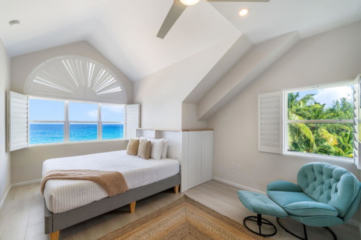 Oceanfront: 3 King Suites, Pool, Shore Diving - 케이맨 제도