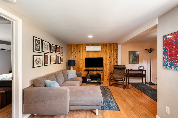 Bruce And Judy's Cozy Cottage - Spokane, WA
