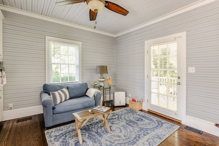 Spring Hill Guest Cottage - Portsmouth - Portsmouth, VA