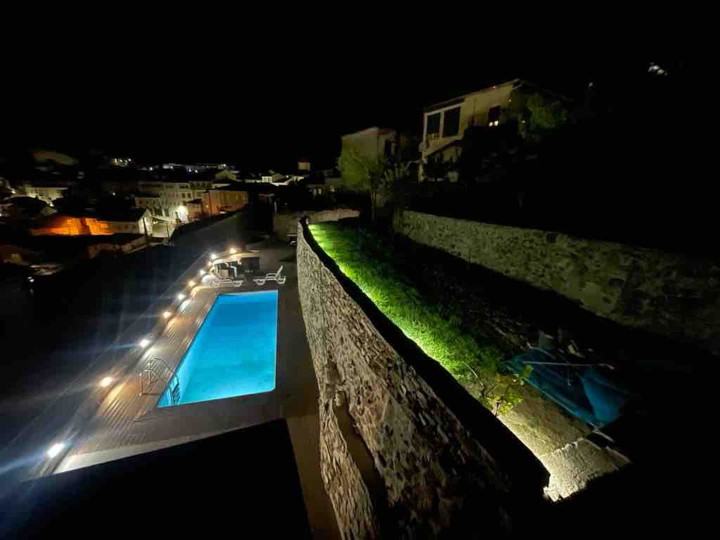 Casadapedra Heated Pool And Unique Views - Braganza