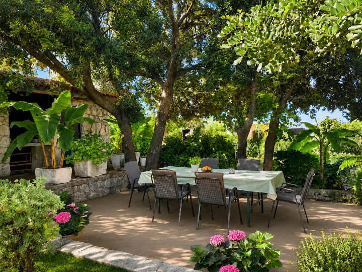 Charming Bungalow House, 40m From Beach - Šibenik