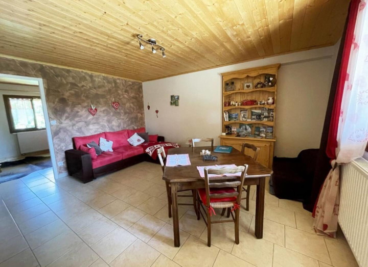 Appartement Calme Et Chaleureux - Lac de Chalain