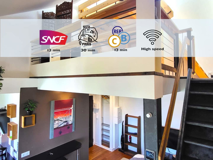 Stars: Triplex Avec Balcon, Rer B/c & Gare Tgv - Massy