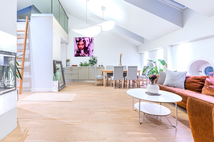High Standard Loft Apartment With 8 Beds. Balcony - Oslo