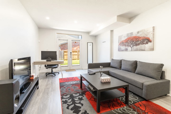 5min->masonville-uwo|in-unit Laundry - London, ON, Canada