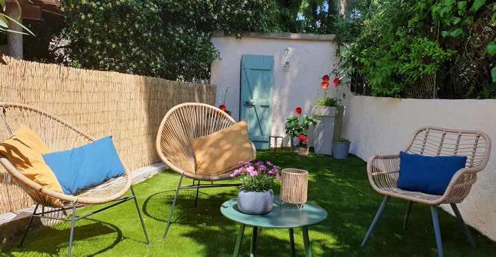Gîte 4 éToiles Sous L'œil Du Clocher - Grasse