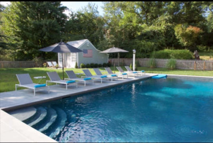 Shelter Island Cottage - Sag Harbor, NY