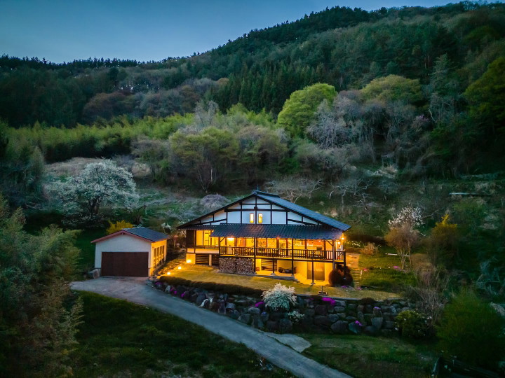 Modern Luxury, Classic Style, Onsen Nearby - Nagano