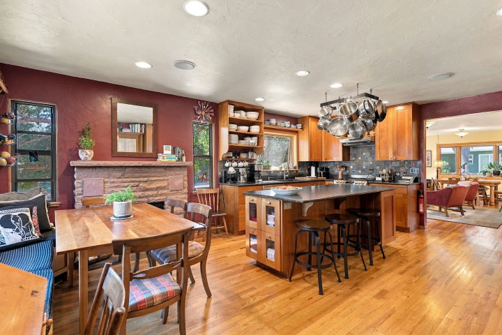 A Family Home Near Pearl Street - Boulder, CO