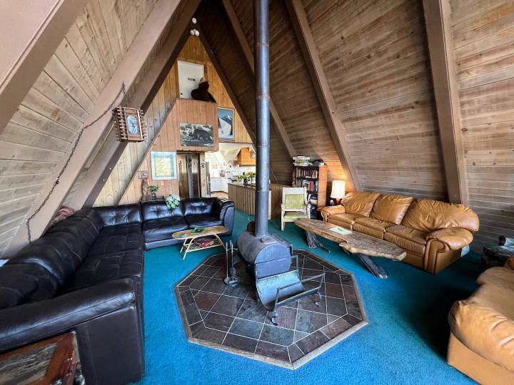 Davison St Guest House - Mammoth Lakes, CA