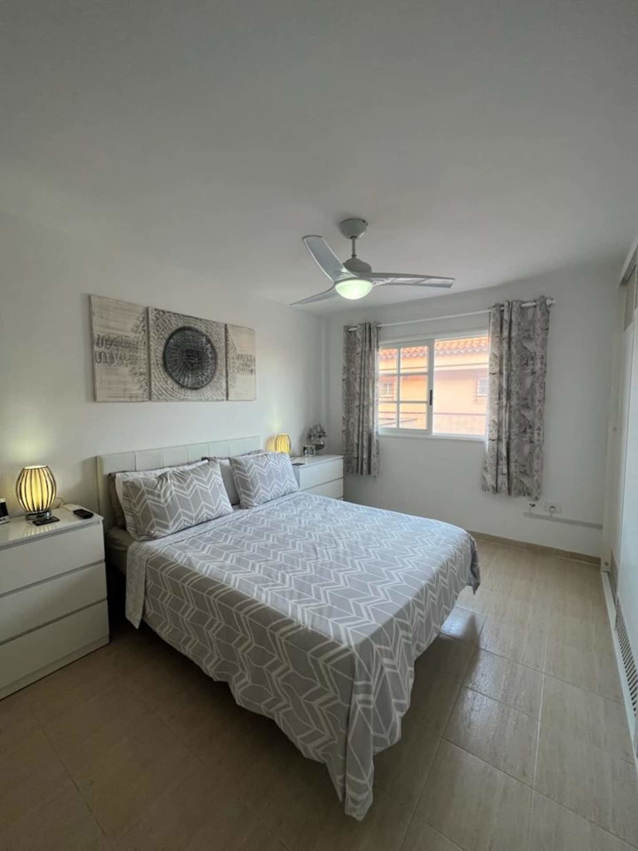 Cristi Heights Couples & Families - Los Cristianos