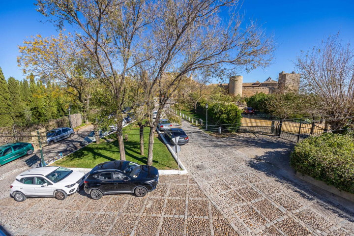 Parador-view Apt- Sleeps 4-1-bed Apt Shared Roofto - Carmona
