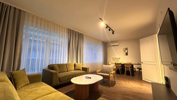 5 Br Flat With 3 Ac, 2ba Near Cevahir Mall - Şişli