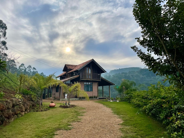 Rustic Chalet - Pousada Bergen Hütten - Grão Pará