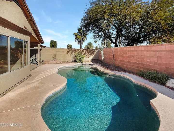 Modern 3bed 2bath Plus Den Home With Amazing Pool - Phoenix, AZ
