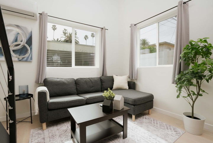 2br Near Ucla, Sofi & Beverly Hills - Beverly Hills, CA