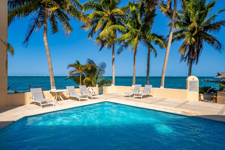 Beach Access ~Ocean View~wifi~ac~parking~pool - Isla Mujeres