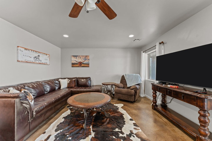 Casita/bbq/ Patio/horse Corrals/wd/full Kitchen - Wickenburg, AZ