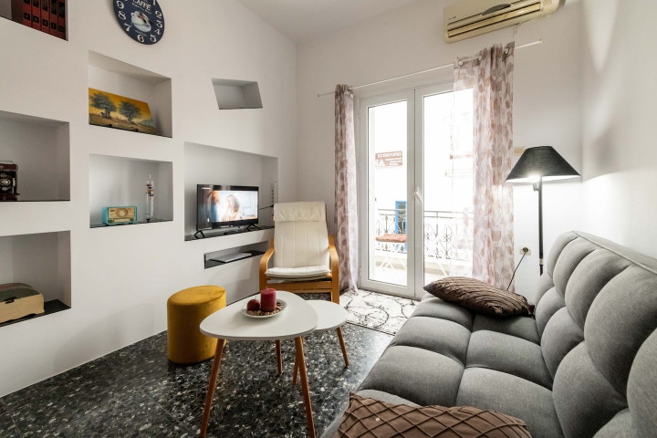 Modern, Spacious Apartment In The City Center - Ágios Nikolaos