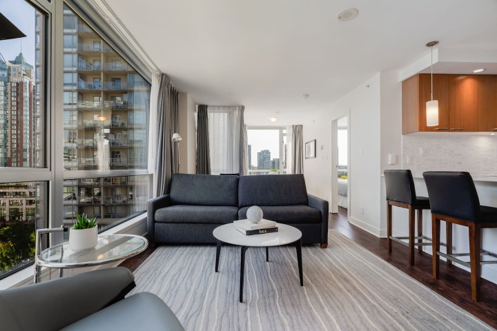 Level Seymour 2br | Built For Longer Stays - Vancouver