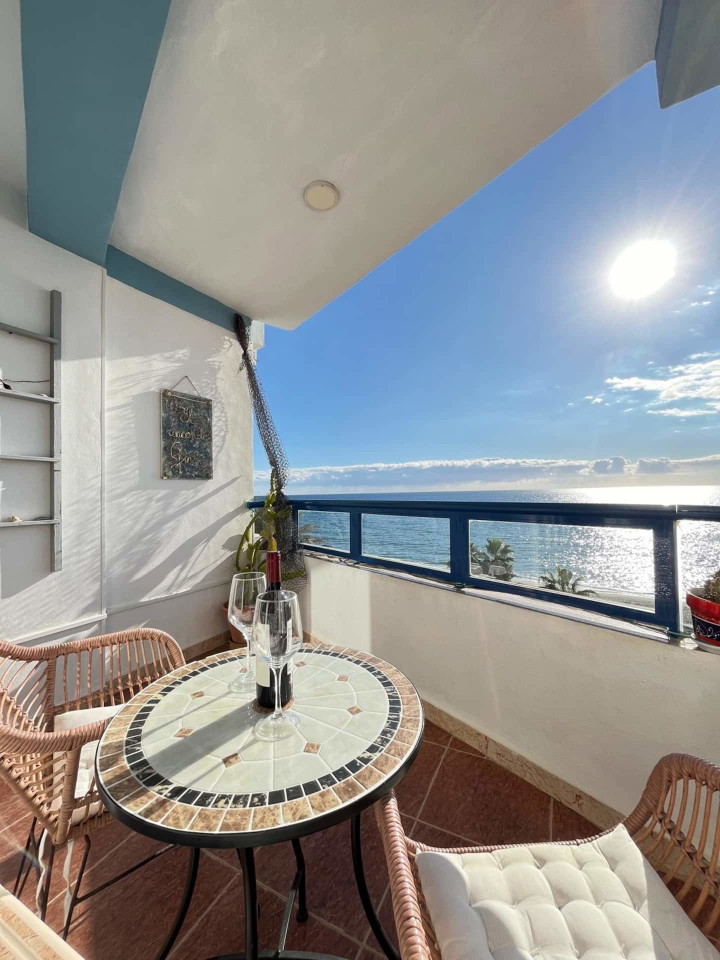 Apartamento  Primera Linea De Playa - Almería