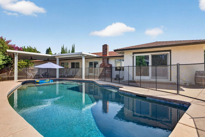 Victoria On The Oaks | 4br Private Pool Retreat - Roseville, CA