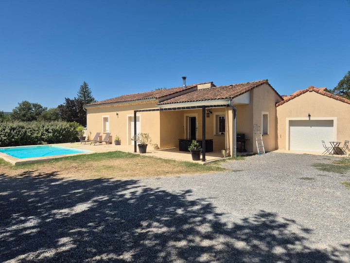 Maison Avec Piscine En Ardèche Méridionale - Balazuc