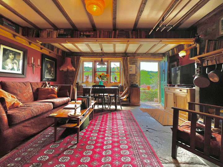 The Writers Cottage - Intriguing & Romantic - Holmfirth