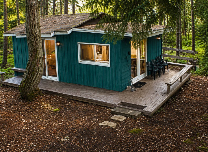 Cozy Cabin With Amazing Water & Mountain Views - Silverdale, WA
