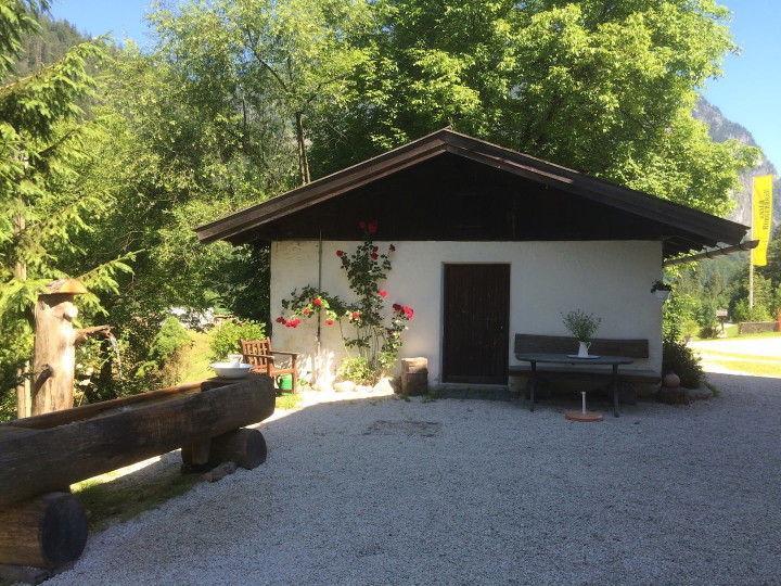 Cosy Rustic Cabin For 4 - 8 Persons - Baviera