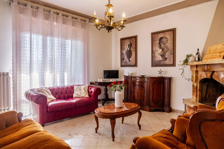 Spacious Apartment With Garden And Private Parking - Cecina