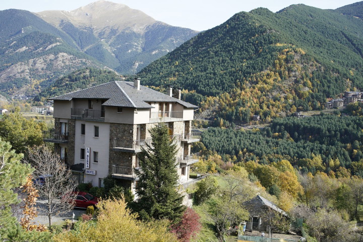 Habitación Doble 1 O 2 Camas Con Balcón - Andorra